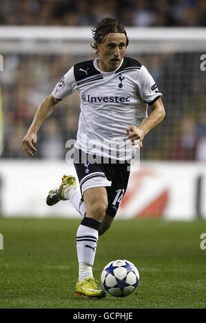 LUKA MODRIC TOTTENHAM HOTSPUR FC WEMBLEY STADIUM LONDON ENGLAND 24 July ...