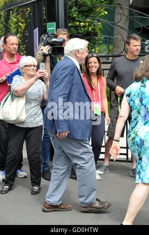 Sir David Attenborough and his daughter Susan Attenborough in the royal ...