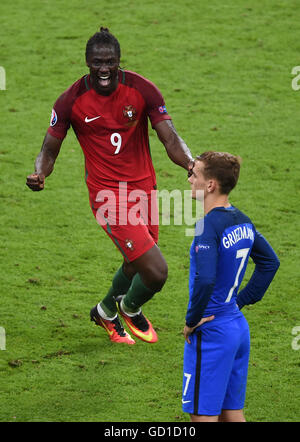 Eder of Portugal celebrates scoring in extra time during the UEFA ...