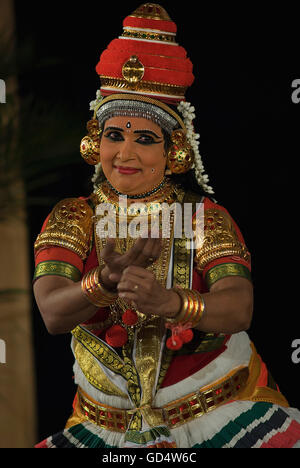 Nangiar Koothu dance Stock Photo - Alamy