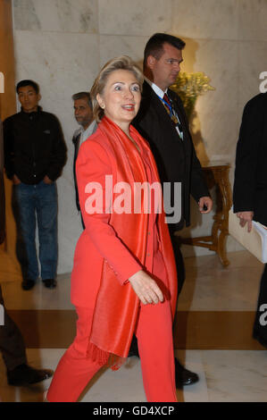 U.S First Lady Hillary Clinton wears a New York Yankee baseball hat ...
