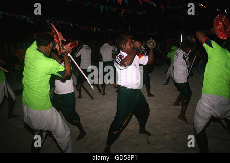 Traditional Lakshadweep Dance Stock Photo - Alamy