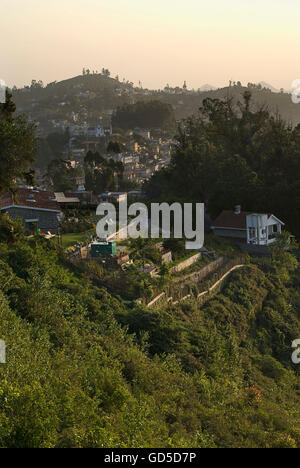 Scenic view from Coakers Walk in Kodaikanal, Tamil Nadu, South India ...