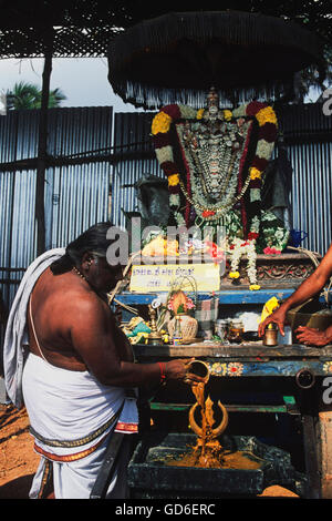 priests performing religious ritual pooja ghat Ganga River ganges ...