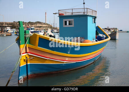 Luzzu fishing boat moored in the Inland Sea, Il-Qawra, Dwejra, Gozo ...