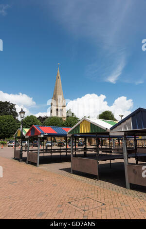 Shops in Wellingborough Town centre, Northamptonshire County, England ...