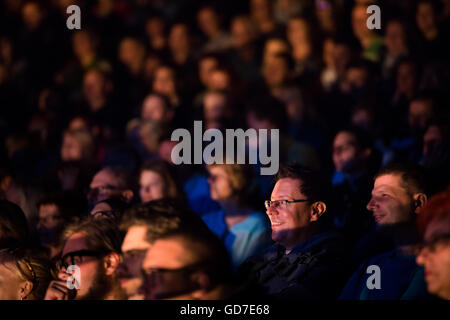 Audience laughing and enjoying stand-up comedy at Festival Lent ...