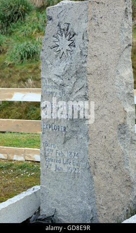 The grave of Sir Ernest Shackleton, in the cemetery of Grytviken, in ...