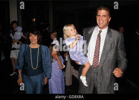 Sept. 21, 2006 - TED DANSON WITH KIRSTIE ALLEY AT CHEERS 200TH EPISODE ...