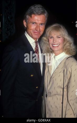 Loretta Swit And Dennis Holahan 1988 Credit: Ralph Dominguez/MediaPunch ...