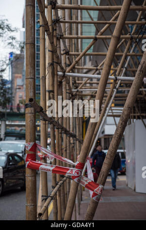 Bamboo scaffolding, Hong Kong Stock Photo - Alamy