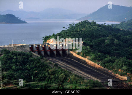 Akosombo Dam in the Volta Region of Ghana Stock Photo - Alamy