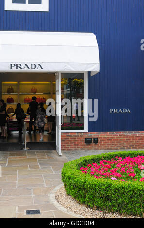 Prada brand logo Bicester Retail Village Stock Photo - Alamy