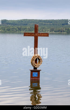 Memorial of King Ludwig II of Bavaria from 1894, first memorial for ...