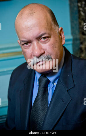 John Pienaar BBC newsman and Radio 5 live's Chief Political ...