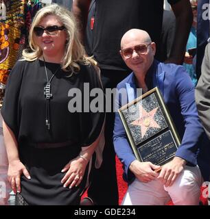 Hollywood Chamber of Commerce's Board Chair Jerry Neuman, actor Arnold ...