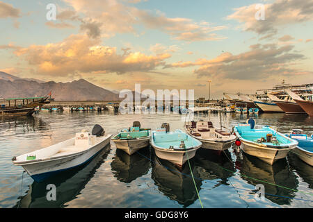 Dhows in the Daba, Musandam fishing harbour in Oman Stock Photo - Alamy