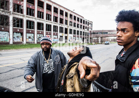 Detroit, Michigan, USA. 10th Apr, 2016. Rapper and DJ infront of their ...