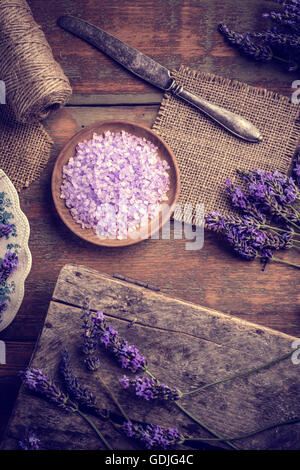 Heap of violet bath salt Stock Photo - Alamy