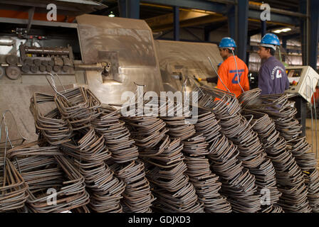 Steel Rods. Dubai, UAE Stock Photo - Alamy