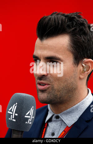 Steve Jones presents Channel 4's Formula One coverage from Silverstone ...