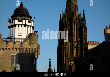 The Outlook Tower & Camera Obscura building on Castlehill at the top of ...