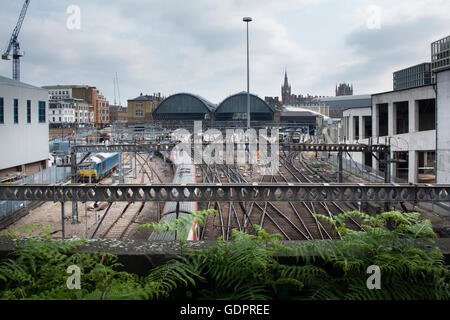 Platforms 5 to 8 at King’s Cross main line station, London Stock Photo ...