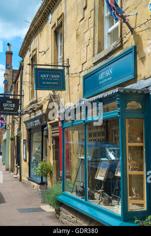 The moreton art gallery in Moreton in Marsh, Cotswolds, Gloucestershire ...