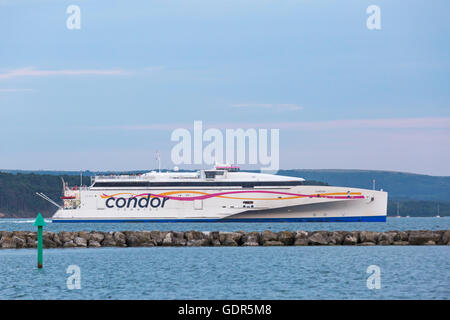 Condor Liberation high speed fast ferry sailing into Poole at Poole ...