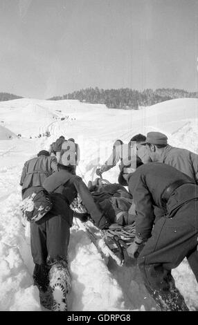 Rescue team in Blons after the avalanche disaster, 1954 Stock Photo - Alamy