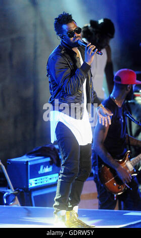 Jason Derulo in concert American singer-songwriter Jason Derulo in ...