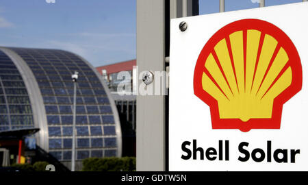 Gelsenkirchen, Germany Shell Solar GmbH Stock Photo - Alamy