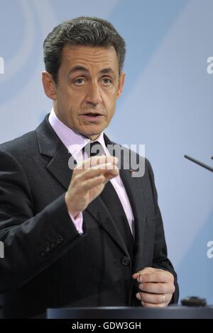 French President Nicolas Sarkozy meeting the Secretary General of NATO ...