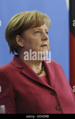 A meeting between German Chancellor Angela Merkel and Polish Prime ...