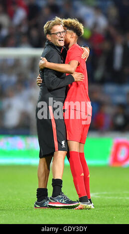 Liverpool's manager Jurgen Klopp congratulates Sadio Mane following the ...