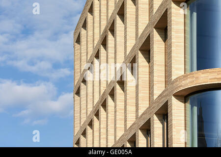 Detail of brick facade with curved glazing. Turnmill Building, London ...
