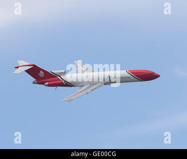 Boeing 727-2 G-OSRA (the last 727 ever built) in its new role as an oil ...