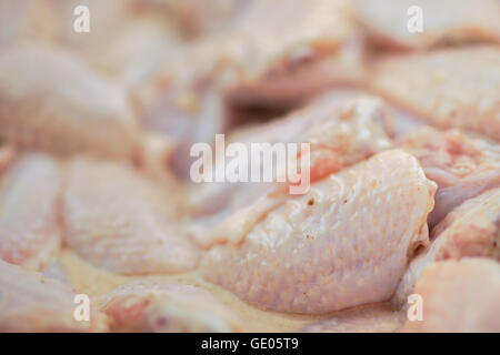 Raw chicken wings Stock Photo - Alamy