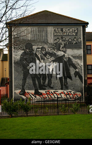 Mural painting depicting civil rights protesters, Memphis, Tennessee ...