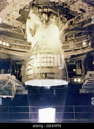 The three Space Shuttle Main Engines (SSMEs) of Space Shuttle orbiter ...