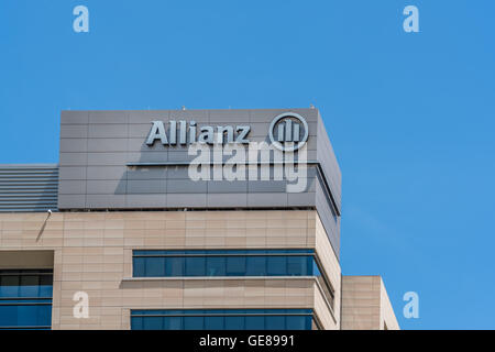 Allianz Corporate Building Sign - Minneapolis Stock Photo - Alamy