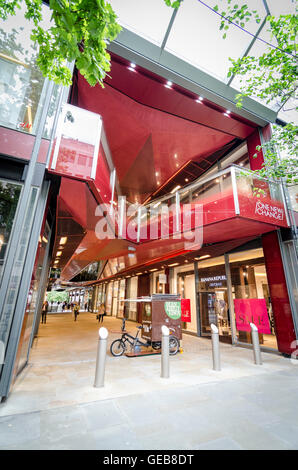 The entrance to One New Change shopping centre London Stock Photo - Alamy