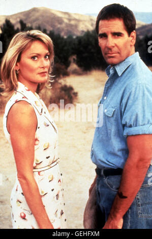 Nolan Wood (Scott Bakula) *** Local Caption *** 1995, Invaders, The ...