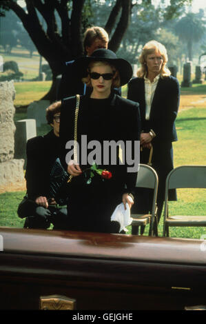 Szenenbild, Buried Alive, Lebendig Begraben Stock Photo - Alamy