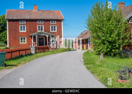 Regna – a partly deserted village in the countryside of Ostergotland ...
