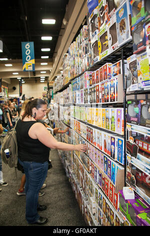 Vendors and displays on the convention floor at San Diego Comic Con ...