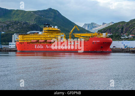 Edda Fides flotel, Accommodation ship for the oil industry, big red ...