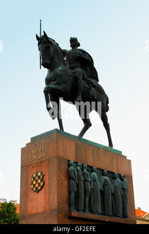 Closeup of King Tomislav (first Croatian king) statue in Zagreb ...