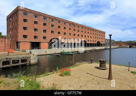 Titanic Hotel, Liverpool, England, UK. Part of the redevelopment of the ...