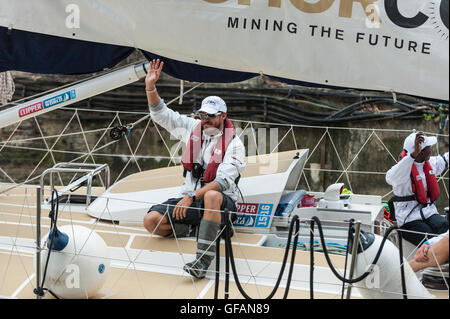 Clipper crew members aboard the yacht Mission Performance Stock Photo ...